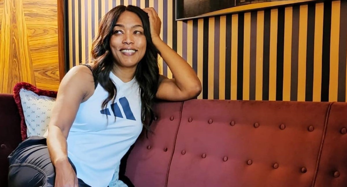 Govenors Awards : Angela Bassett vole un baiser à Regina King et ...