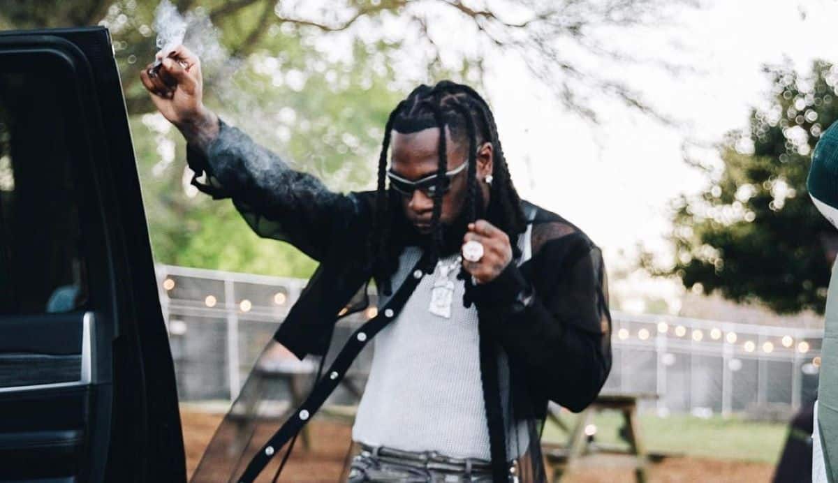 « Je suis honoré » : Aliko Dangote invite Burna Boy à un diner privé ...